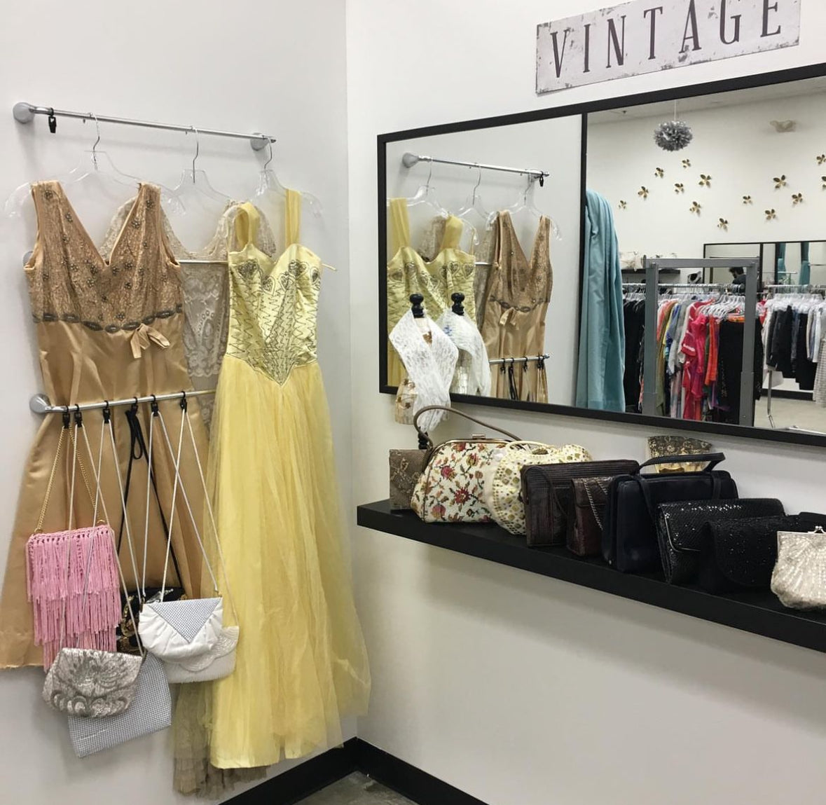 Renee's Resale Clothing Outlet – Renee's Resale Clothing Outlet